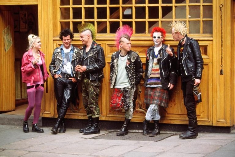The Evolution of Fashion - 18 Fashion Trends Over the Years