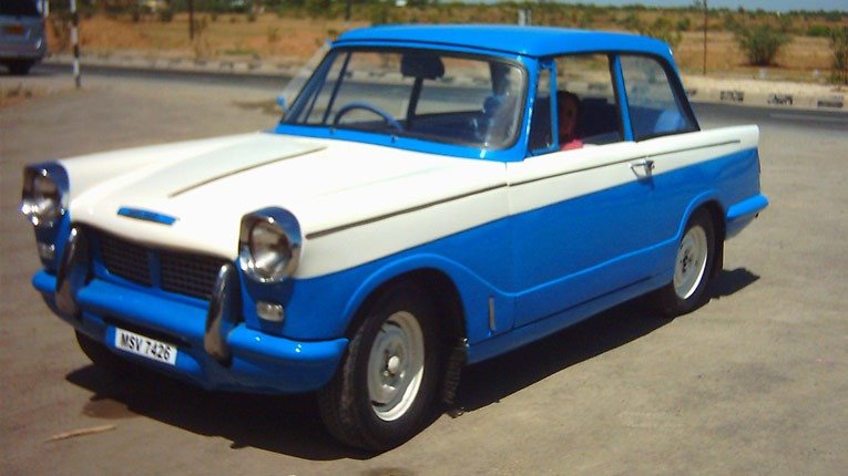 19 Iconic Retro Cars That Deserve a Modern Revival in India